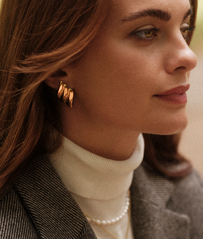 Astrid&agnes,Alison Gold - Lyxxa